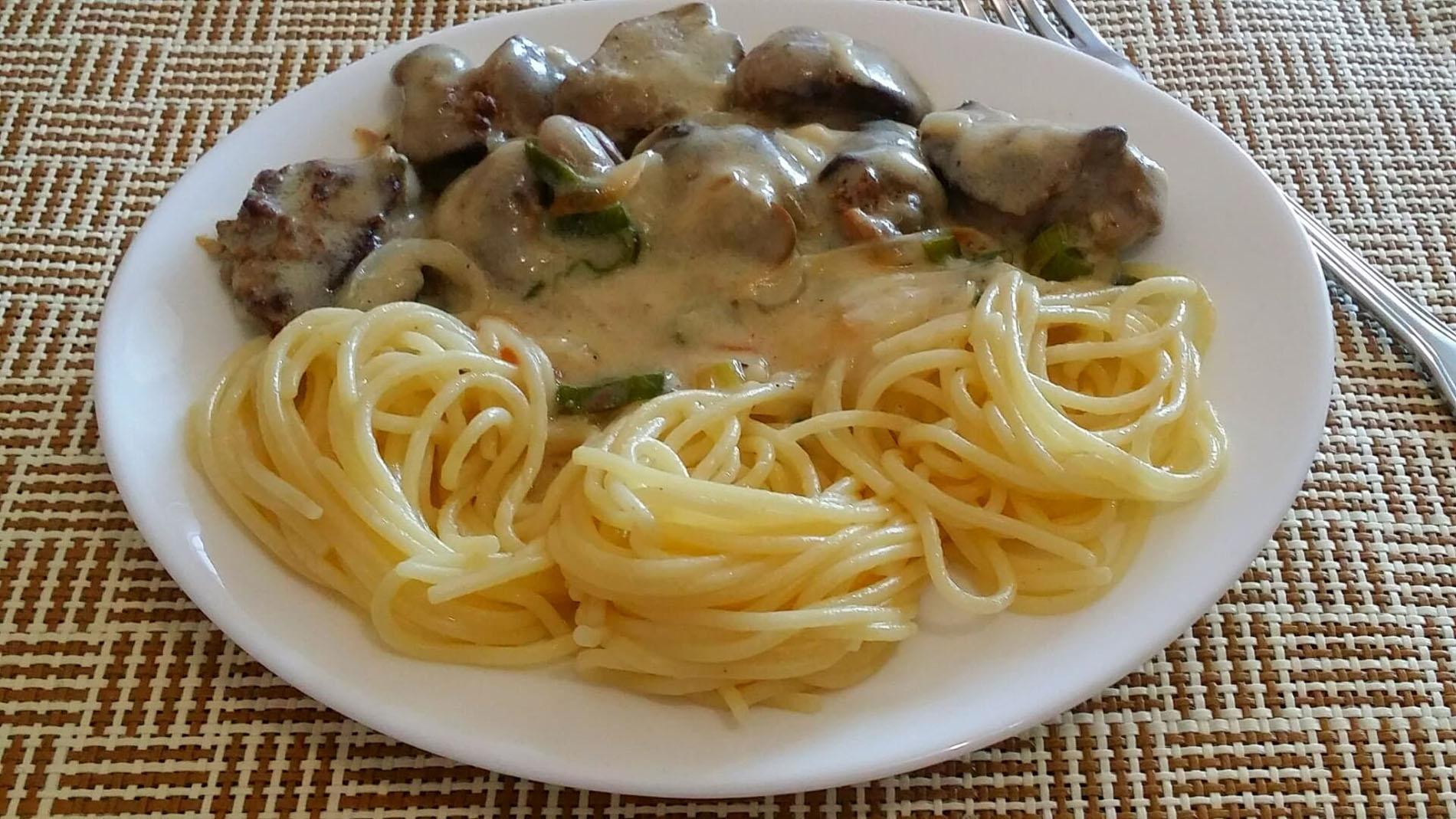 bunica.md — Ficaței în smîntînă